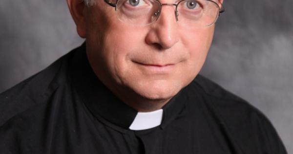 'Angel priest' who appeared at accident revealed | National Catholic ...